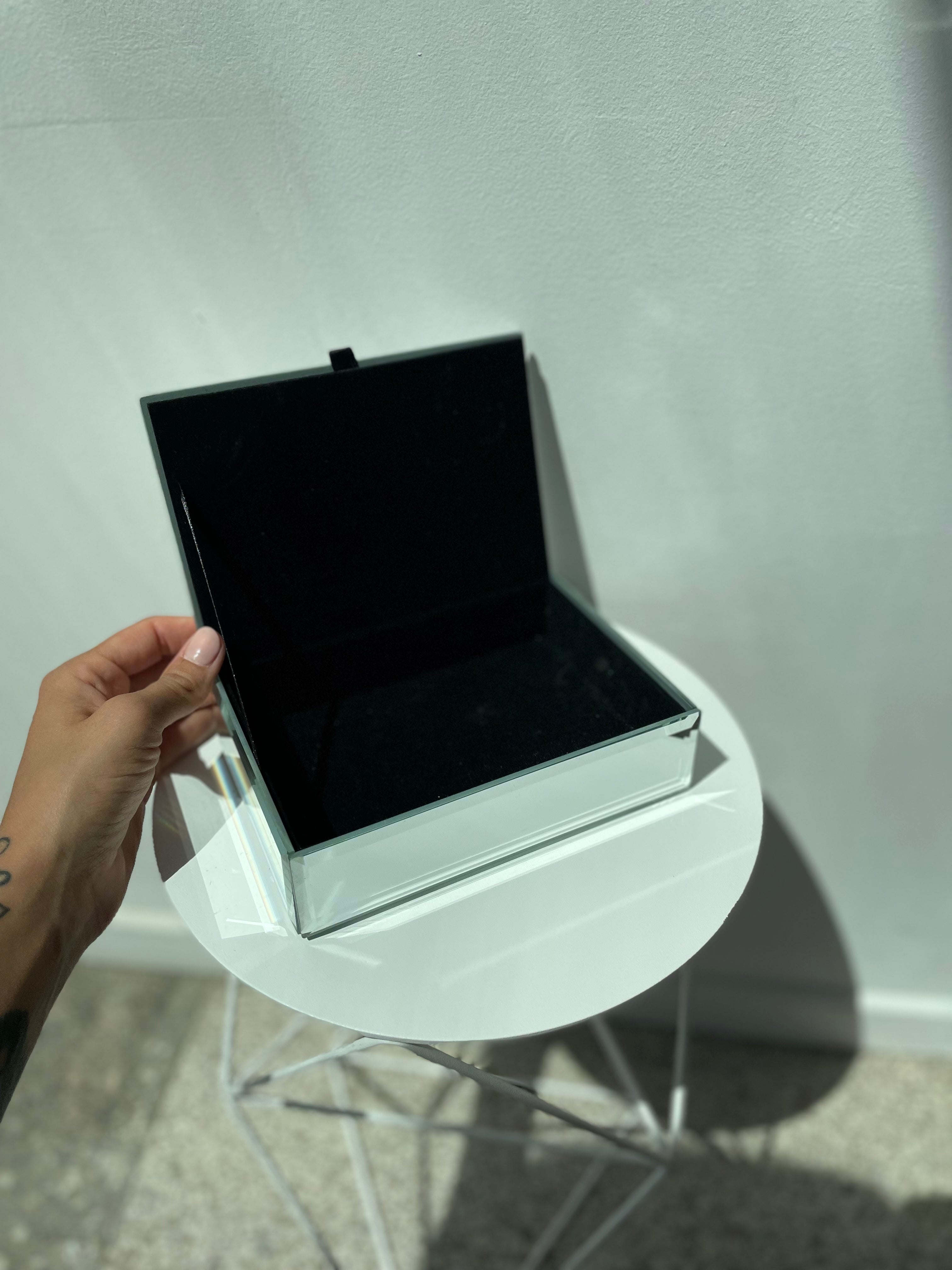 Mirror Trinket Box | Garmentory