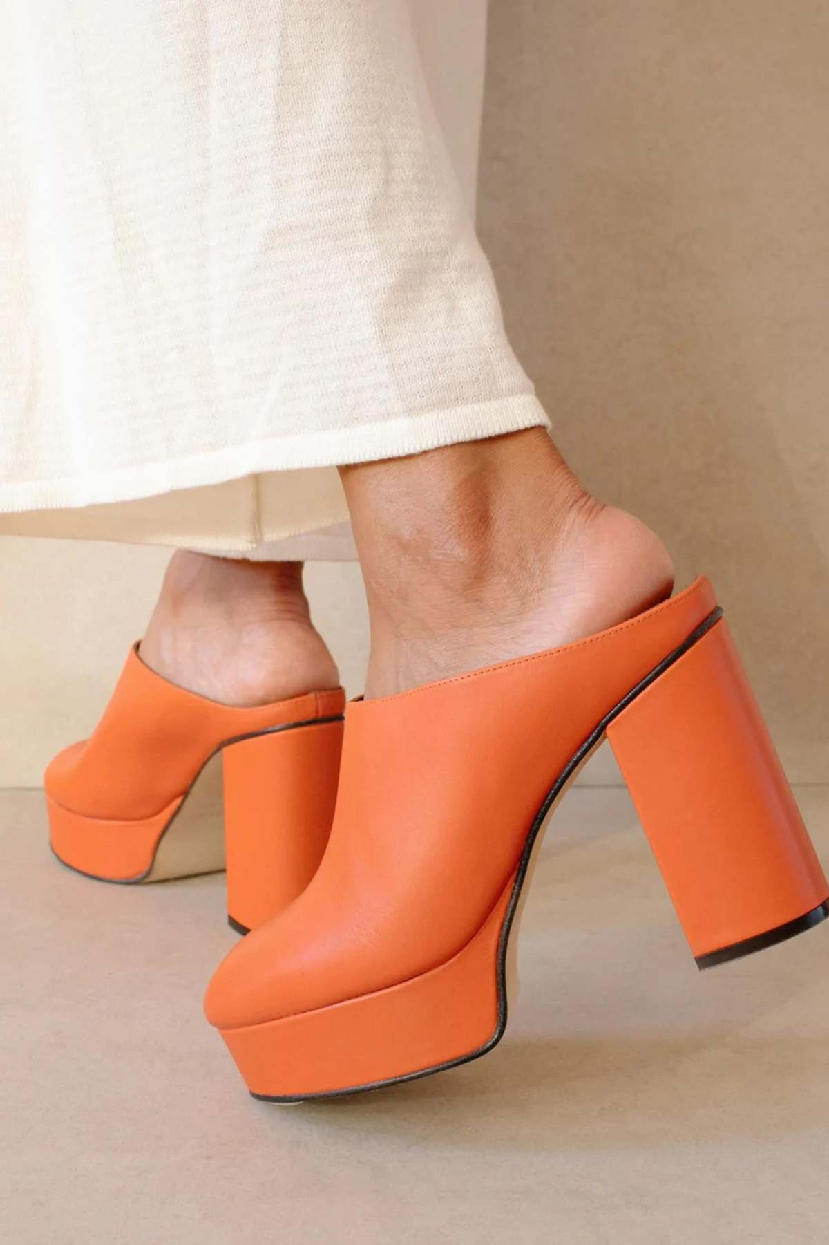 Alohas Clock Out Mule - Pomelo Orange | Garmentory