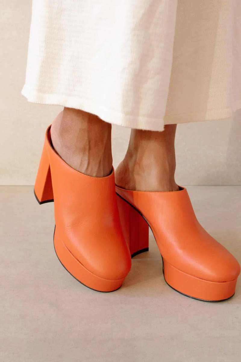 Alohas Clock Out Mule - Pomelo Orange | Garmentory