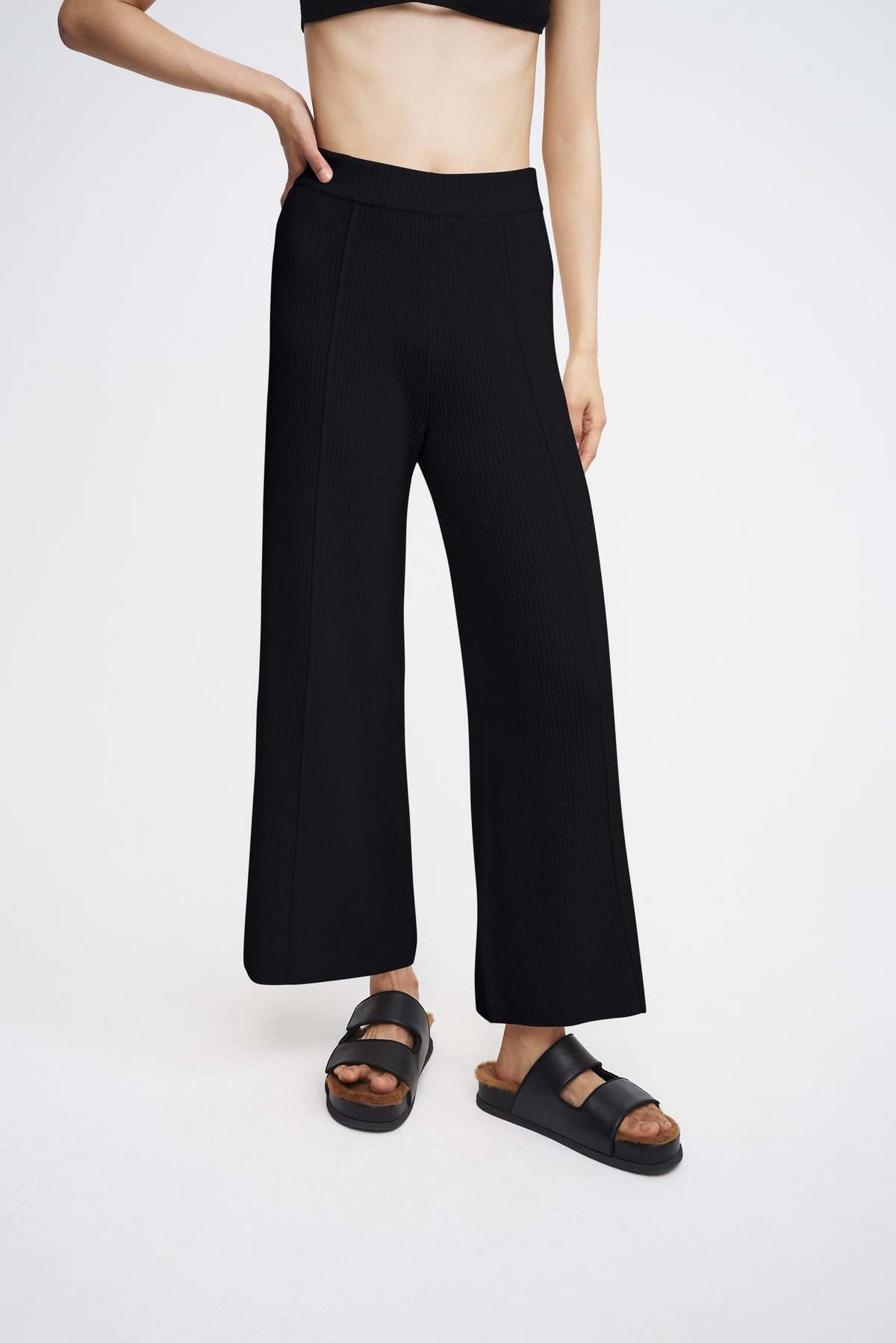 ÁERON Nancy Pants - black | Garmentory