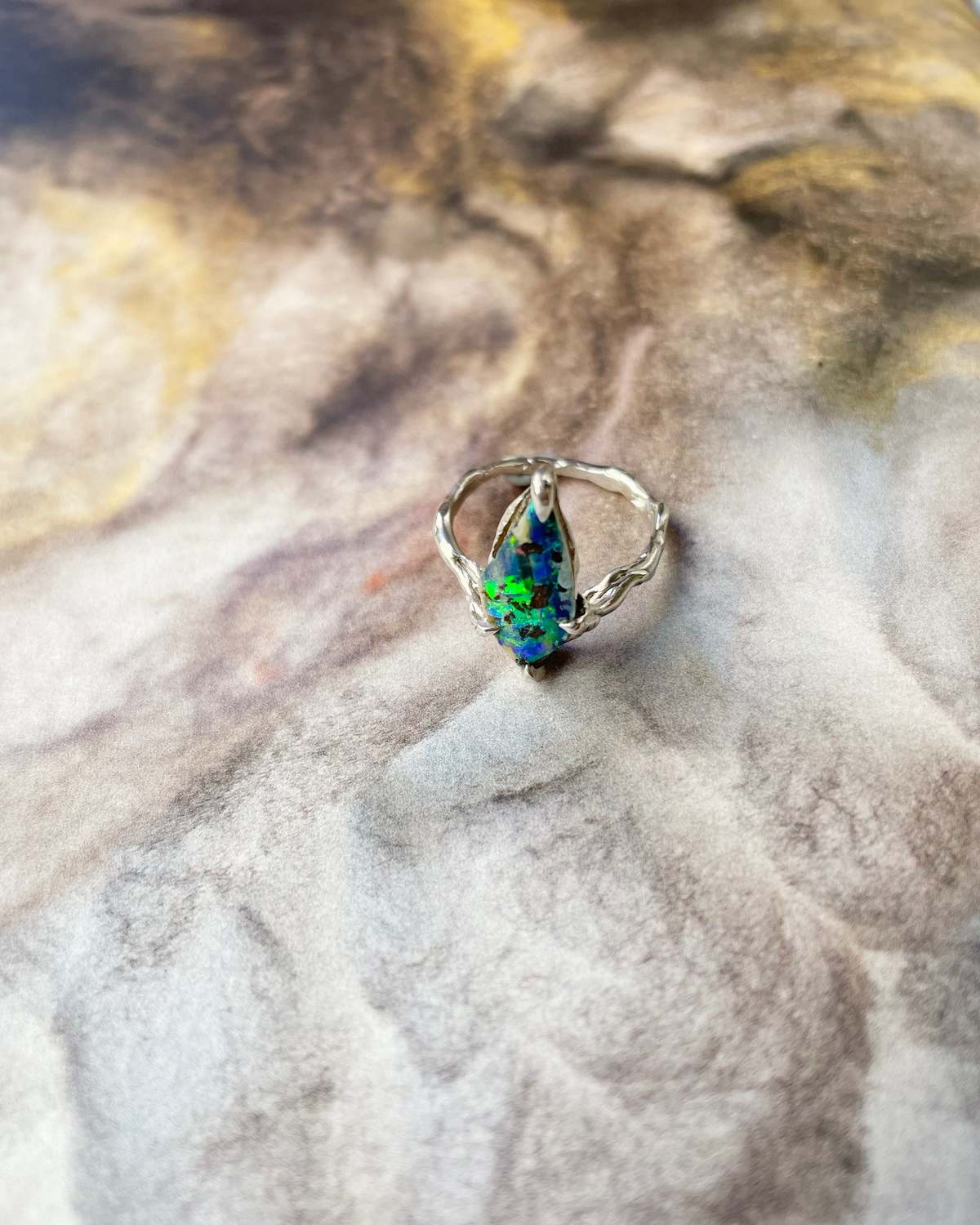MADISON MIEL D'OR MEDITERRANEAN OPAL RING - Silver | Garmentory
