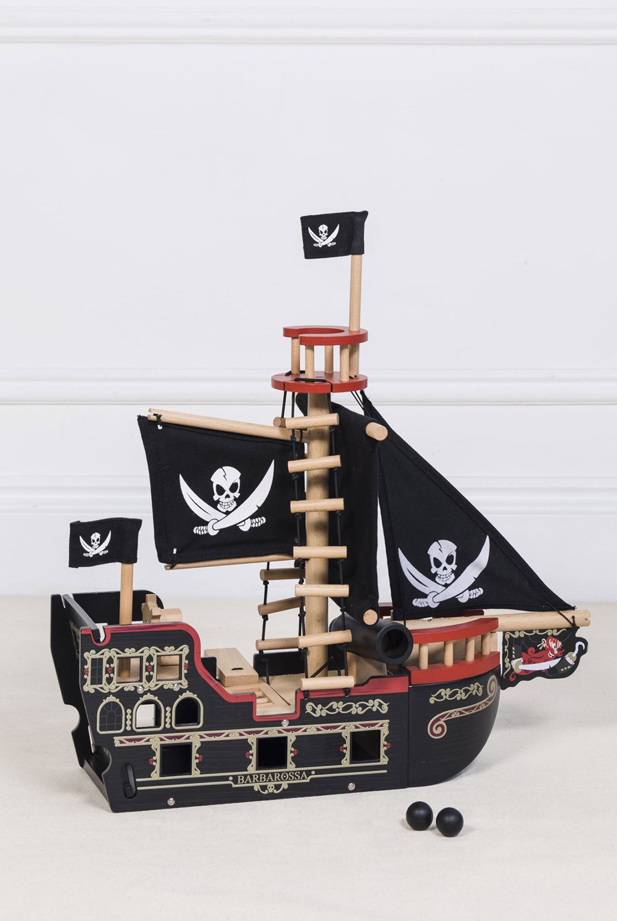 Kids Le Toy Van Barbarossa Toy Pirate Ship | Garmentory