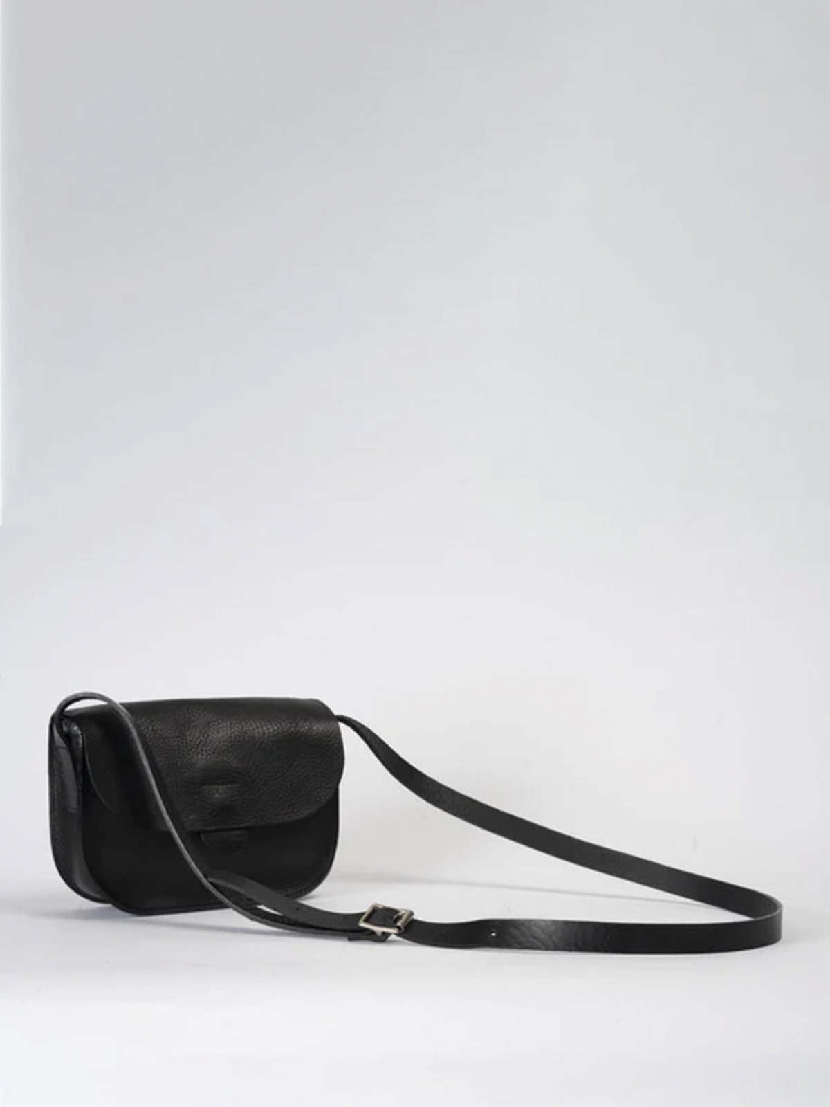 Kate Sheridan Circle Tab Bag - Black | Garmentory