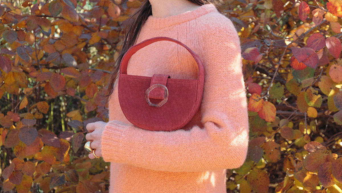 IMAGO-A Nº52 Demi Lune Mini - Rouge Corduroy Sample | Garmentory