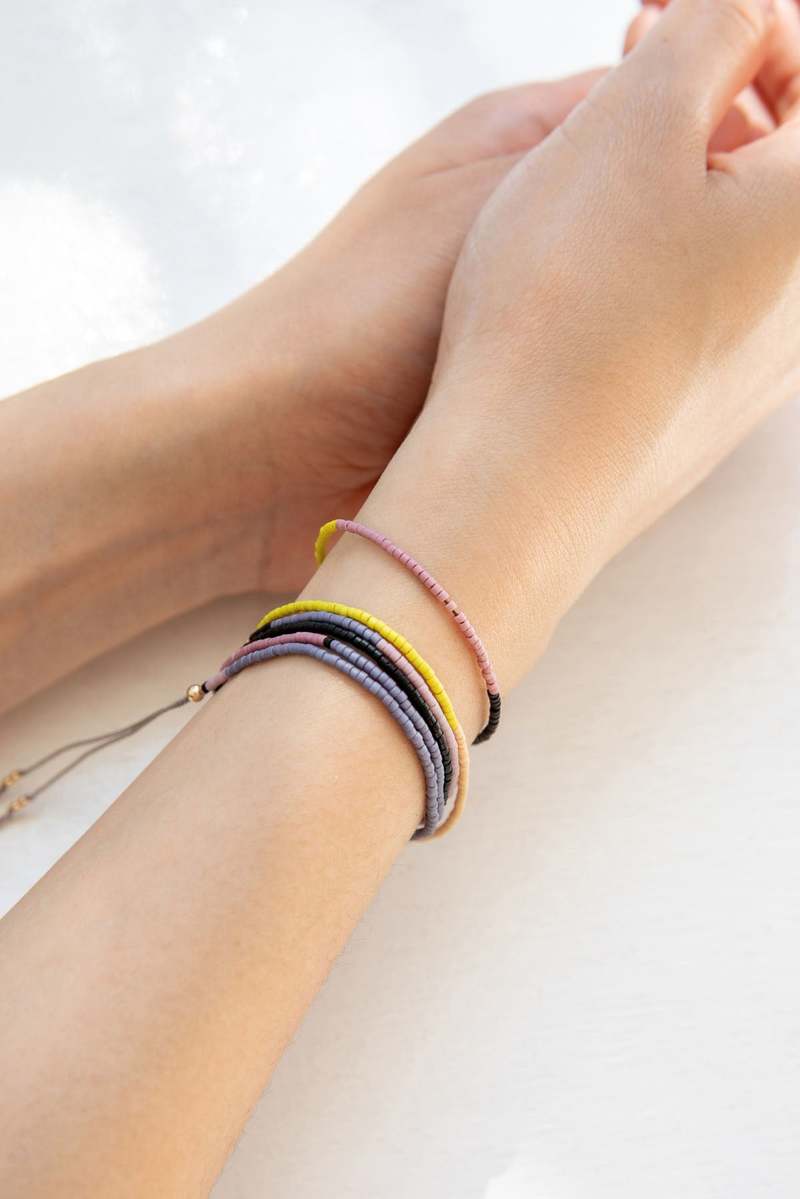 abacus row Voyage Wrap - Volcano | Garmentory