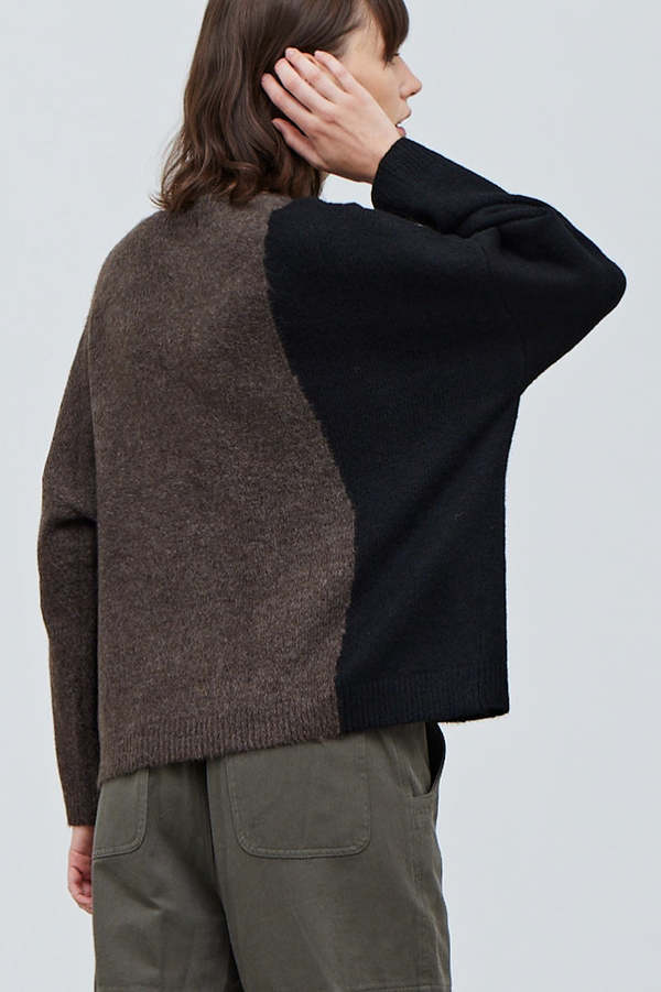 Grade & Gather TWO TONE SWEATER - DARK UMBER | Garmentory