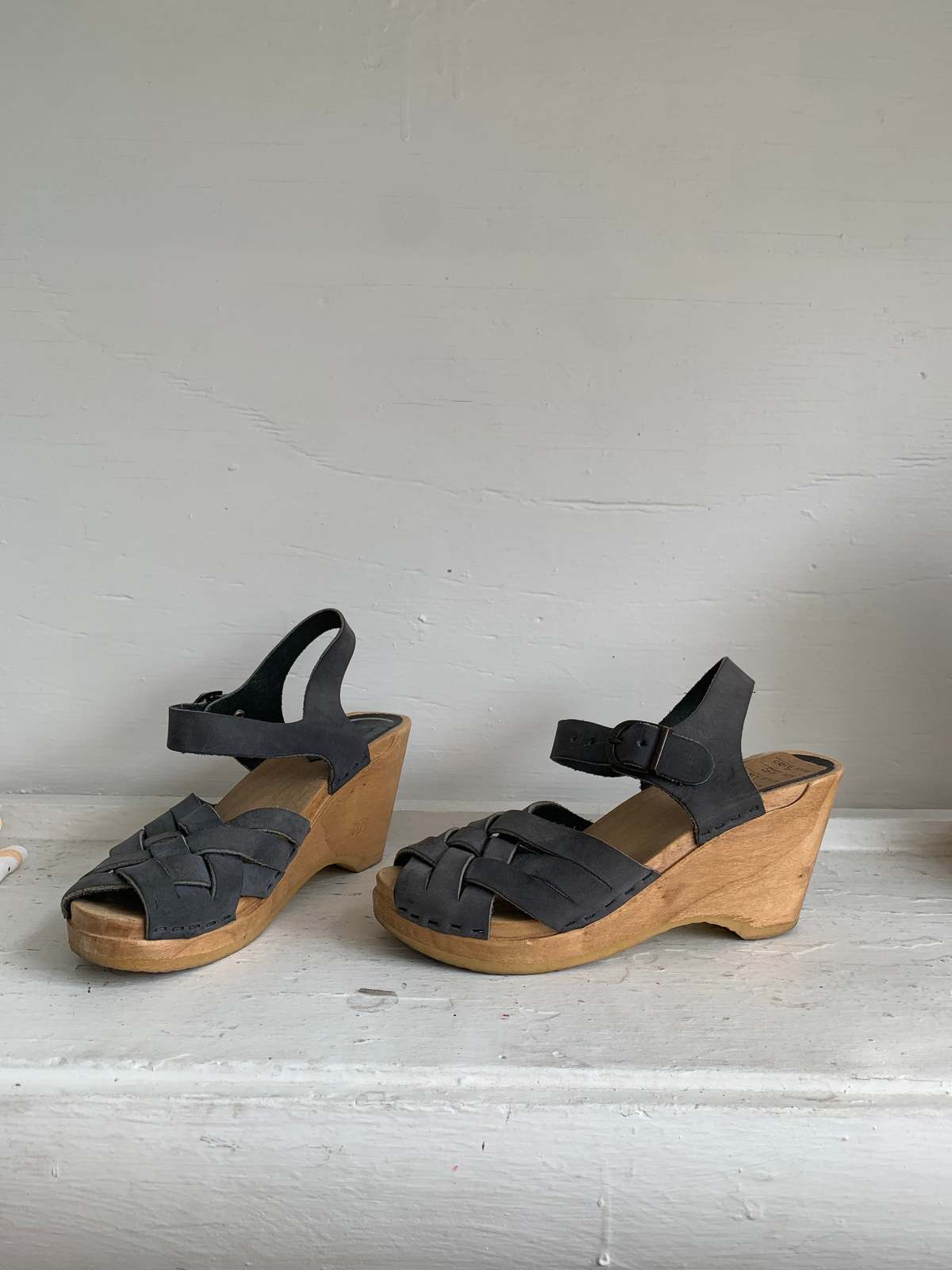 [Pre-Loved] Morningtide loop No 6 Clogs - Gray | Garmentory
