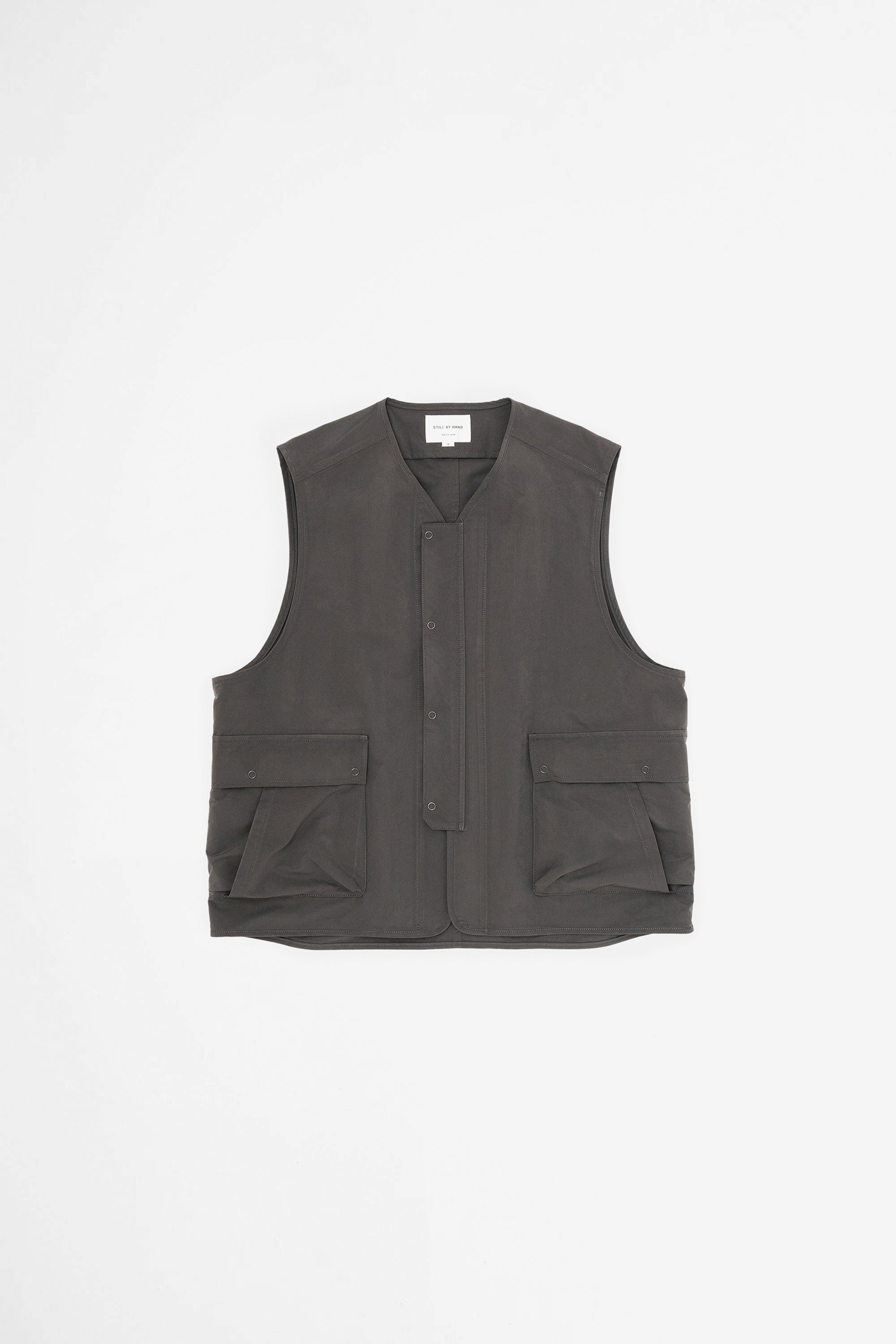 Still By Hand Pe/Ny Vest - Charcoal | Garmentory