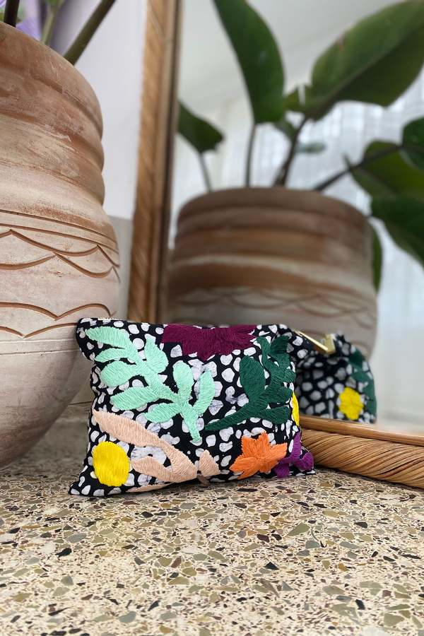 Osei-Duro Wenlin Studio Chameleon On Dot Dot Dot Pouch - Print | Garmentory