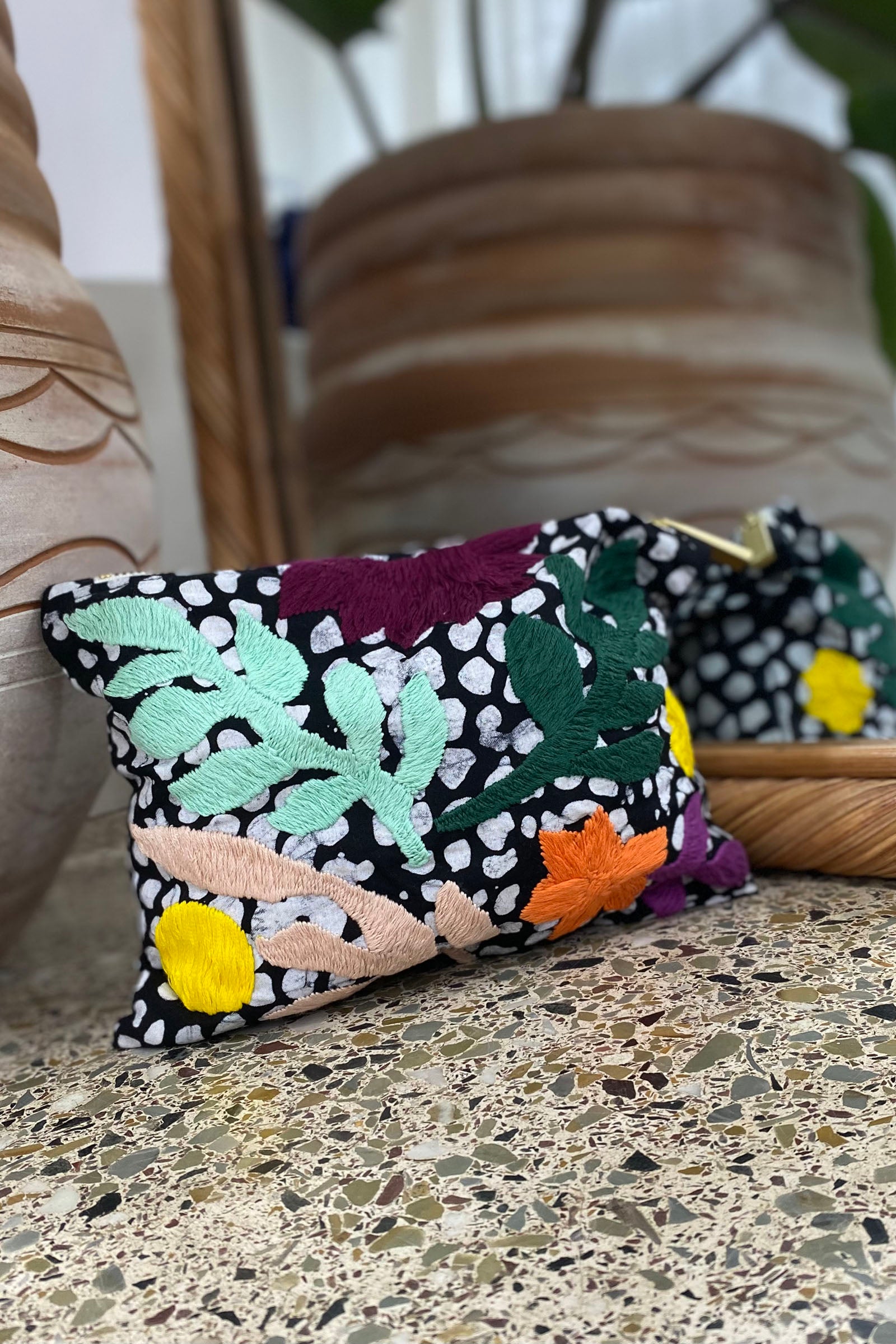 Osei-Duro Wenlin Studio Chameleon On Dot Dot Dot Pouch - Print | Garmentory