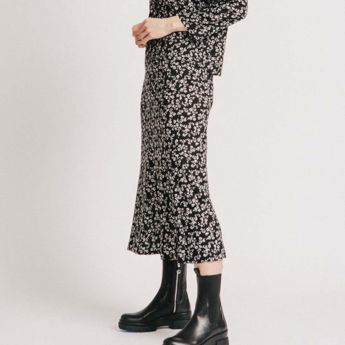 Allison Wonderland Esme Skirt - Black Floral | Garmentory