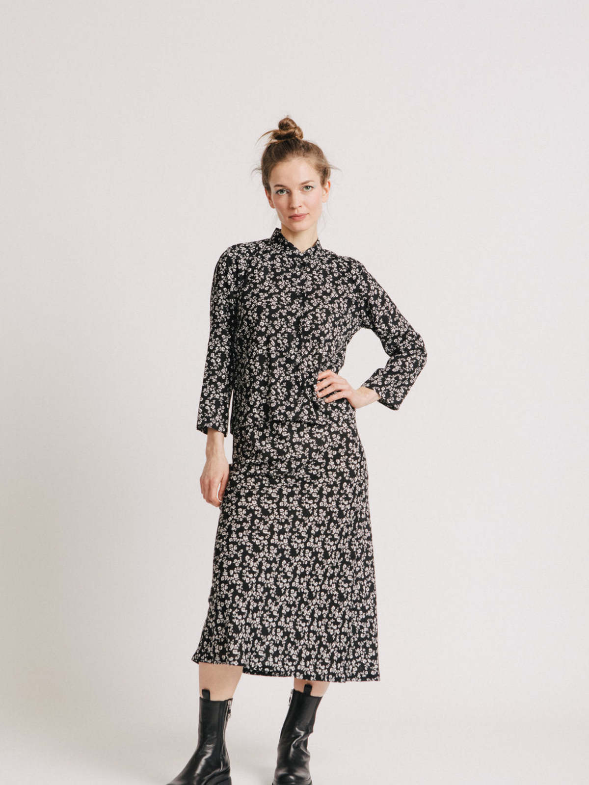 Allison Wonderland Esme Skirt - Black Floral | Garmentory