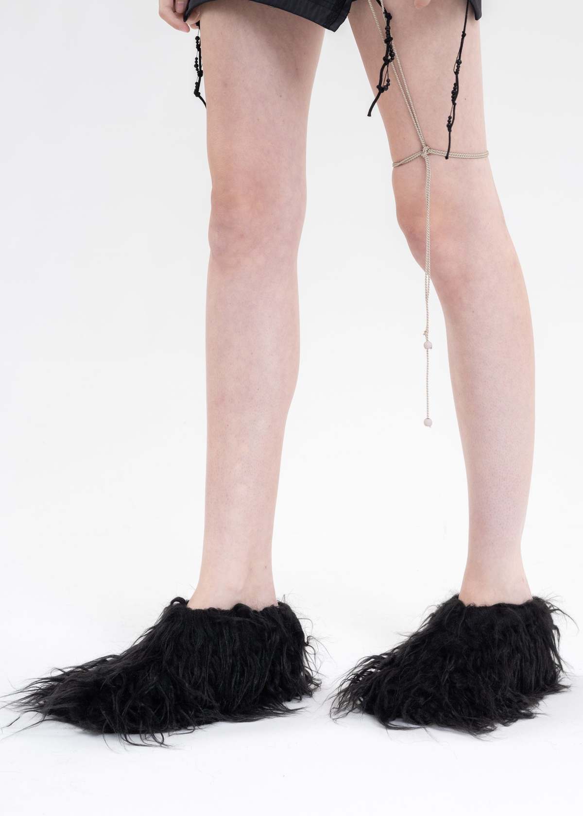 Mihara Yasuhiro LONG FUR SANDAL - Black | Garmentory