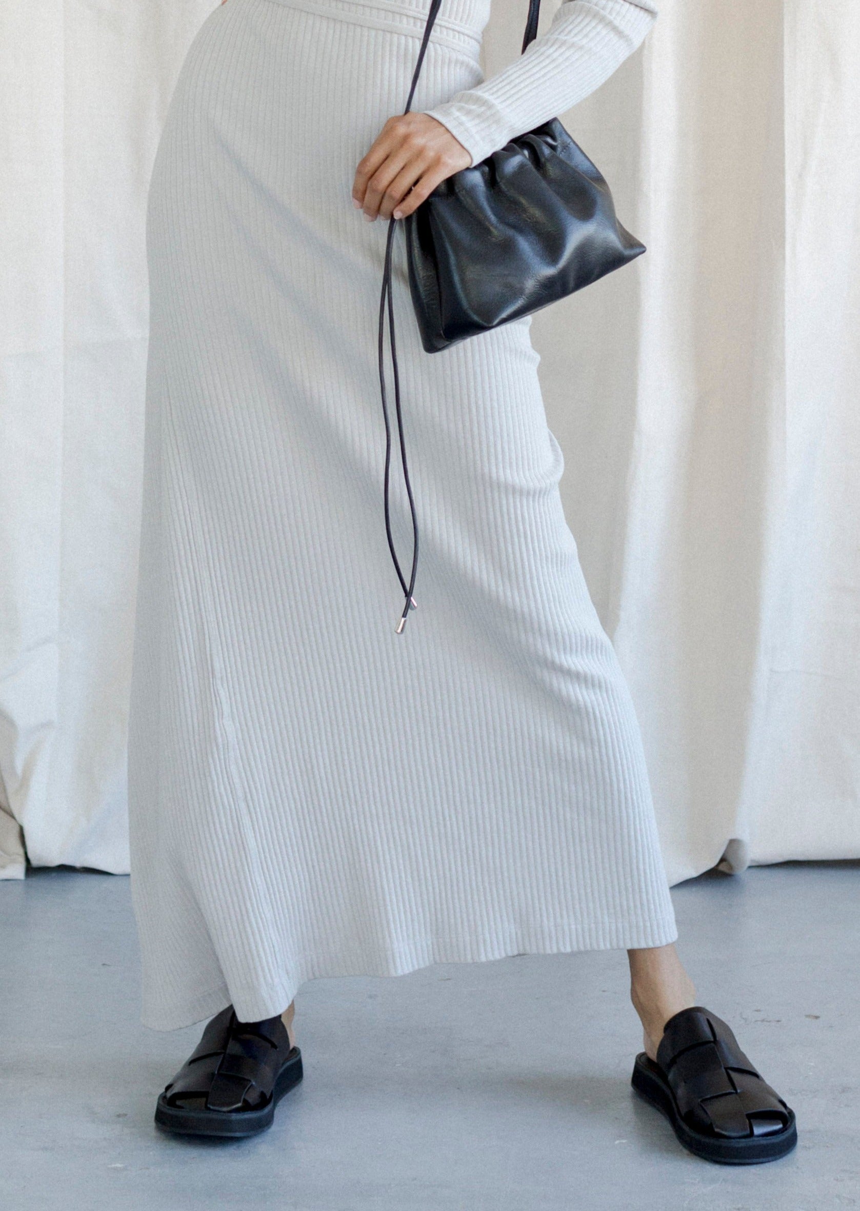 HEREU Dira Fisherman Mule - Black | Garmentory