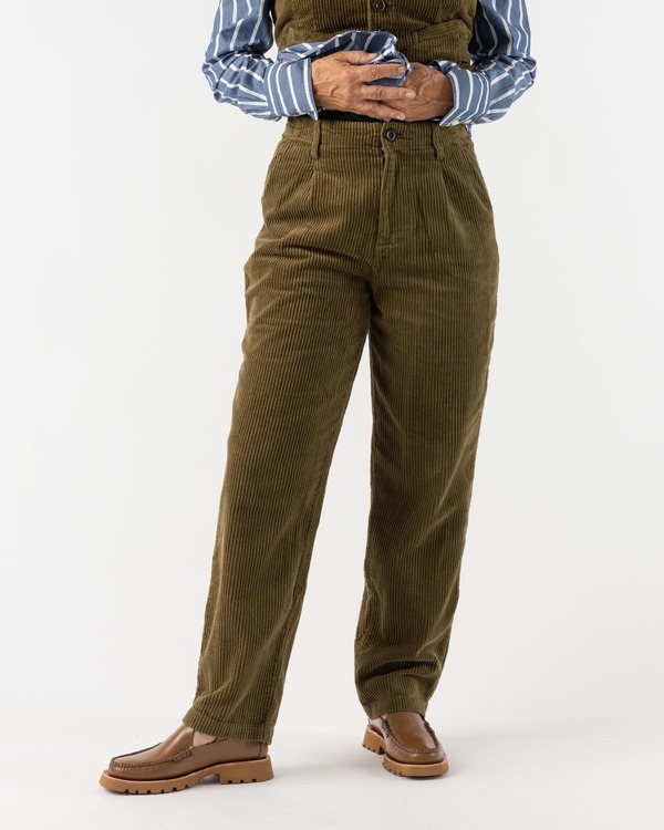Alex Mill Boy Pant in Dark Olive Wide Wale Corduroy | Garmentory