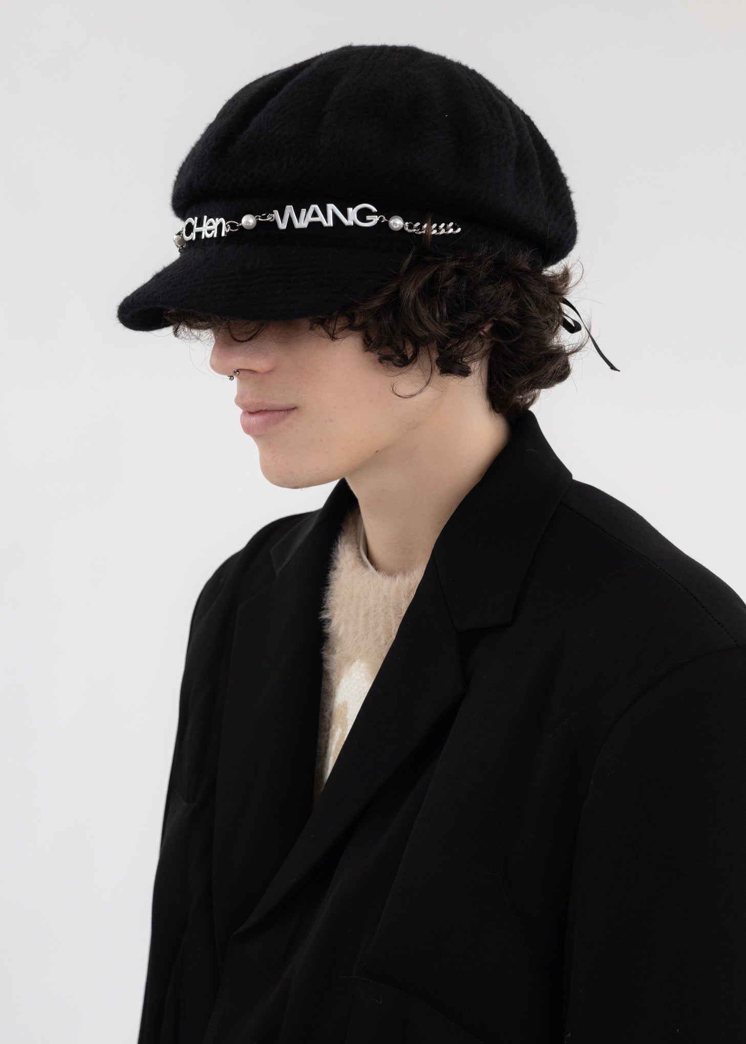Feng Chen Wang Metal Embellishment Beret - Black | Garmentory