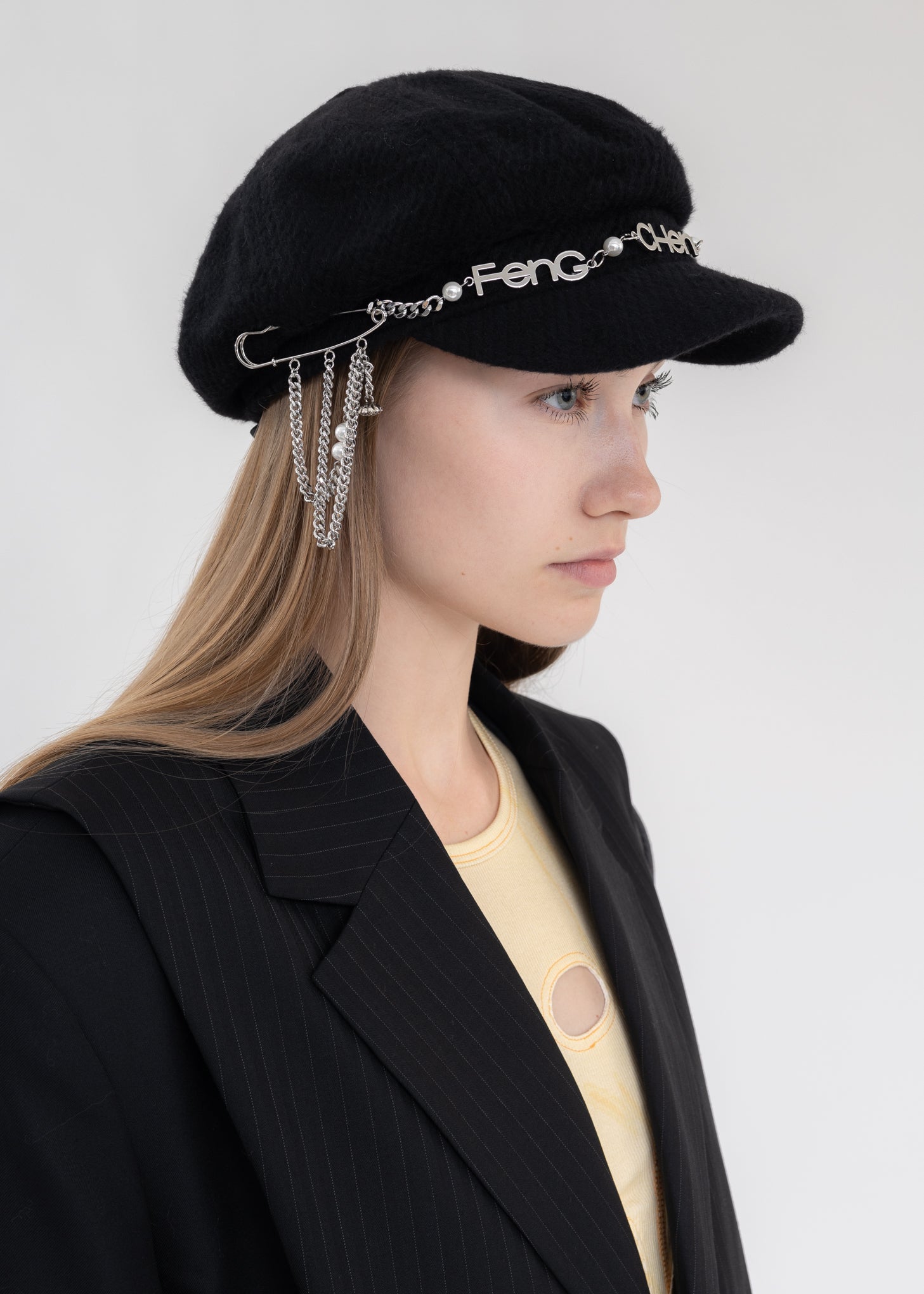 Feng Chen Wang Metal Embellishment Beret - Black | Garmentory