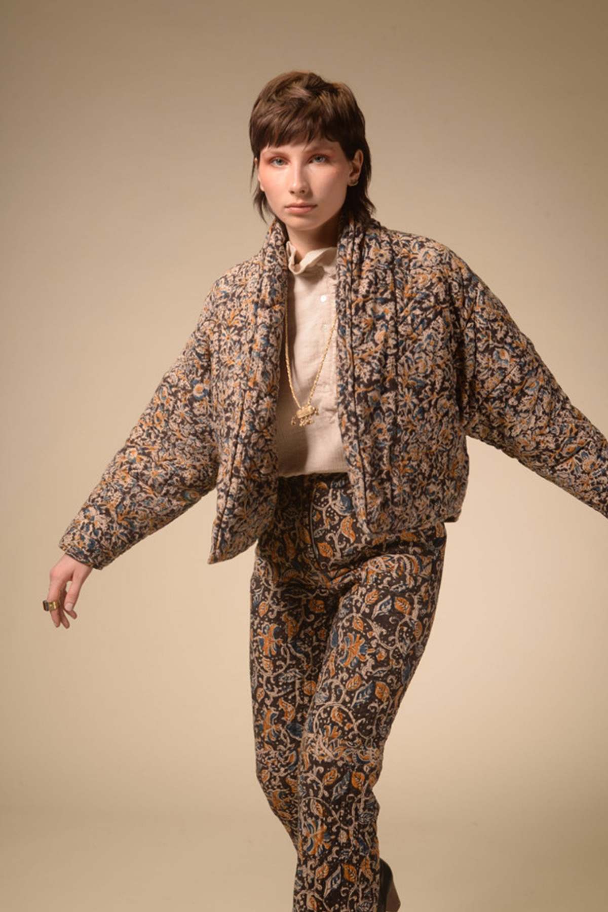 V.De.Vinster Kalamkari Short Jacket - Cacao | Garmentory