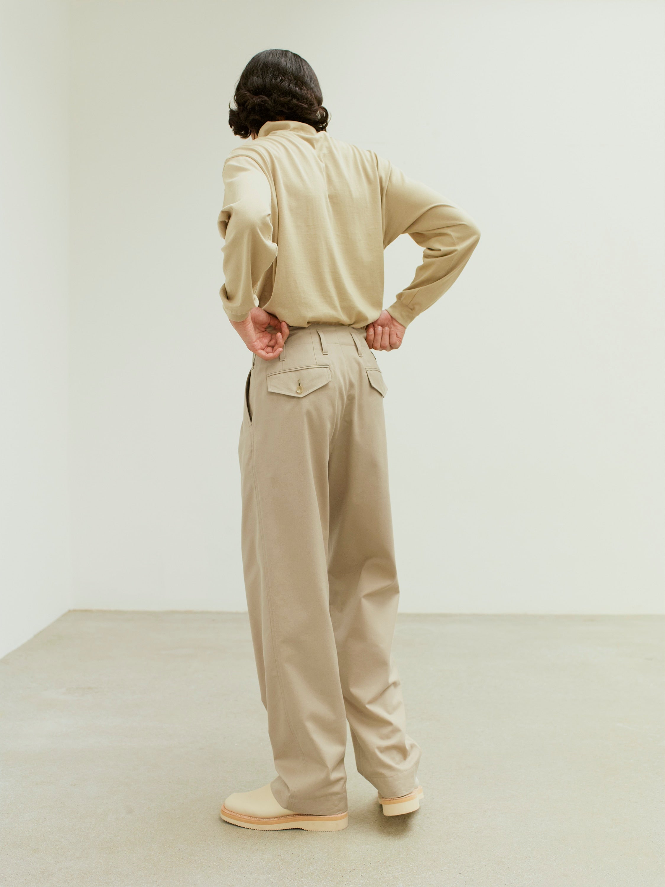 Auralee SUPER FINE WOOL COTTON TWILL SLACKS - BLACK | Garmentory