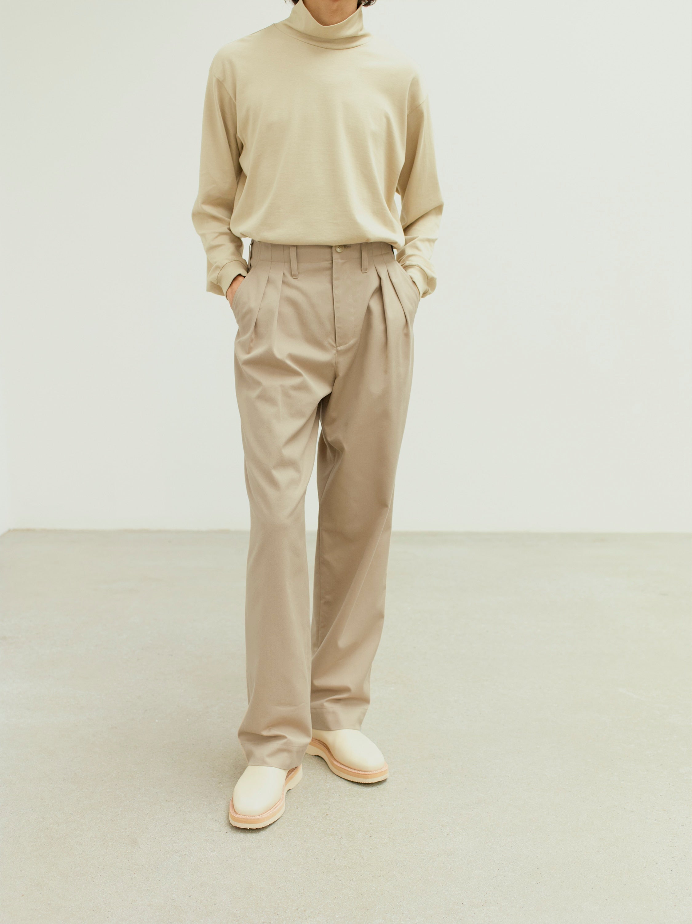 Auralee SUPER FINE WOOL COTTON TWILL SLACKS - BLACK | Garmentory