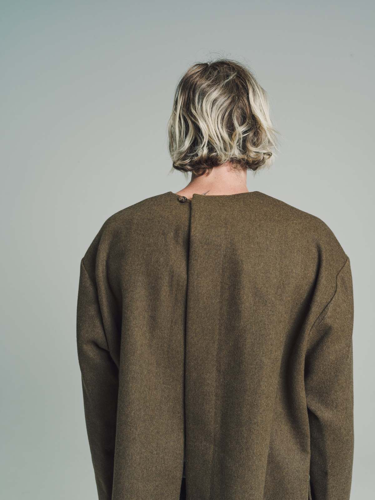 Rier Wool Open Back Tunic Overcoat - Moss Forest | Garmentory