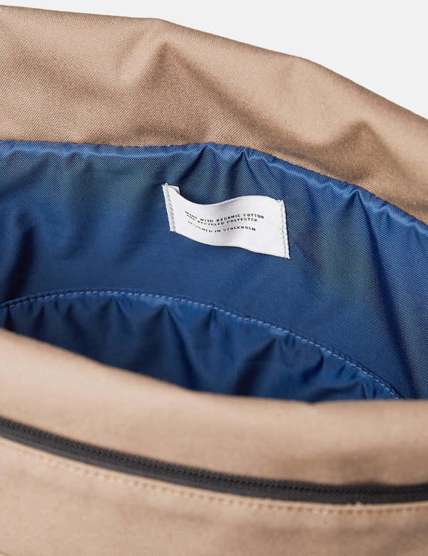 Sandqvist Alfred Rolltop Backpack Polycotton - Fossil/Orange | Garmentory