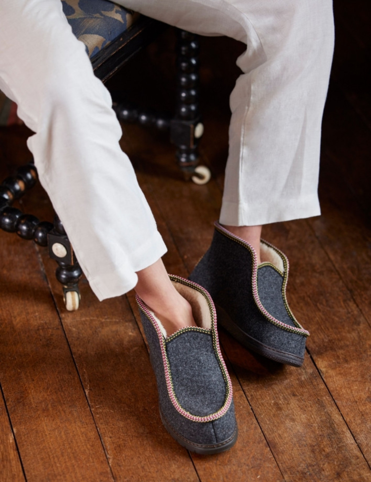 Penelope Chilvers Inuit Felt Slipper - Charcoal | Garmentory