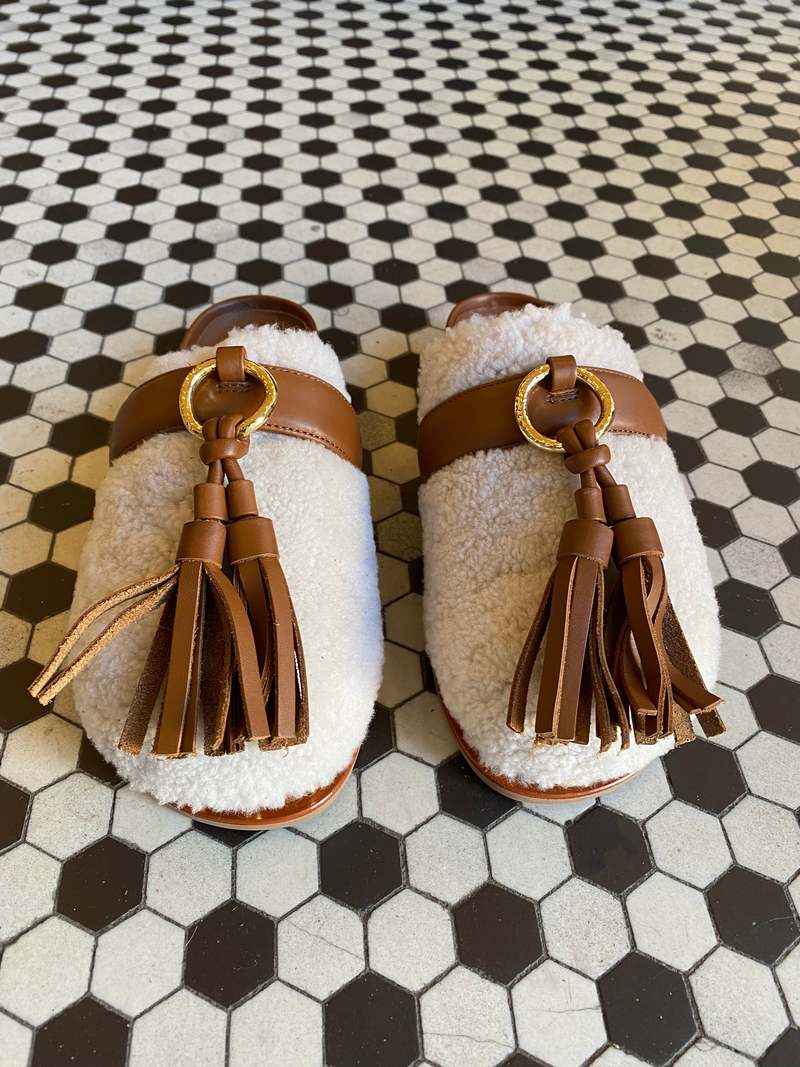 Ulla Johnson Ruby Shearling Slide - Cream | Garmentory