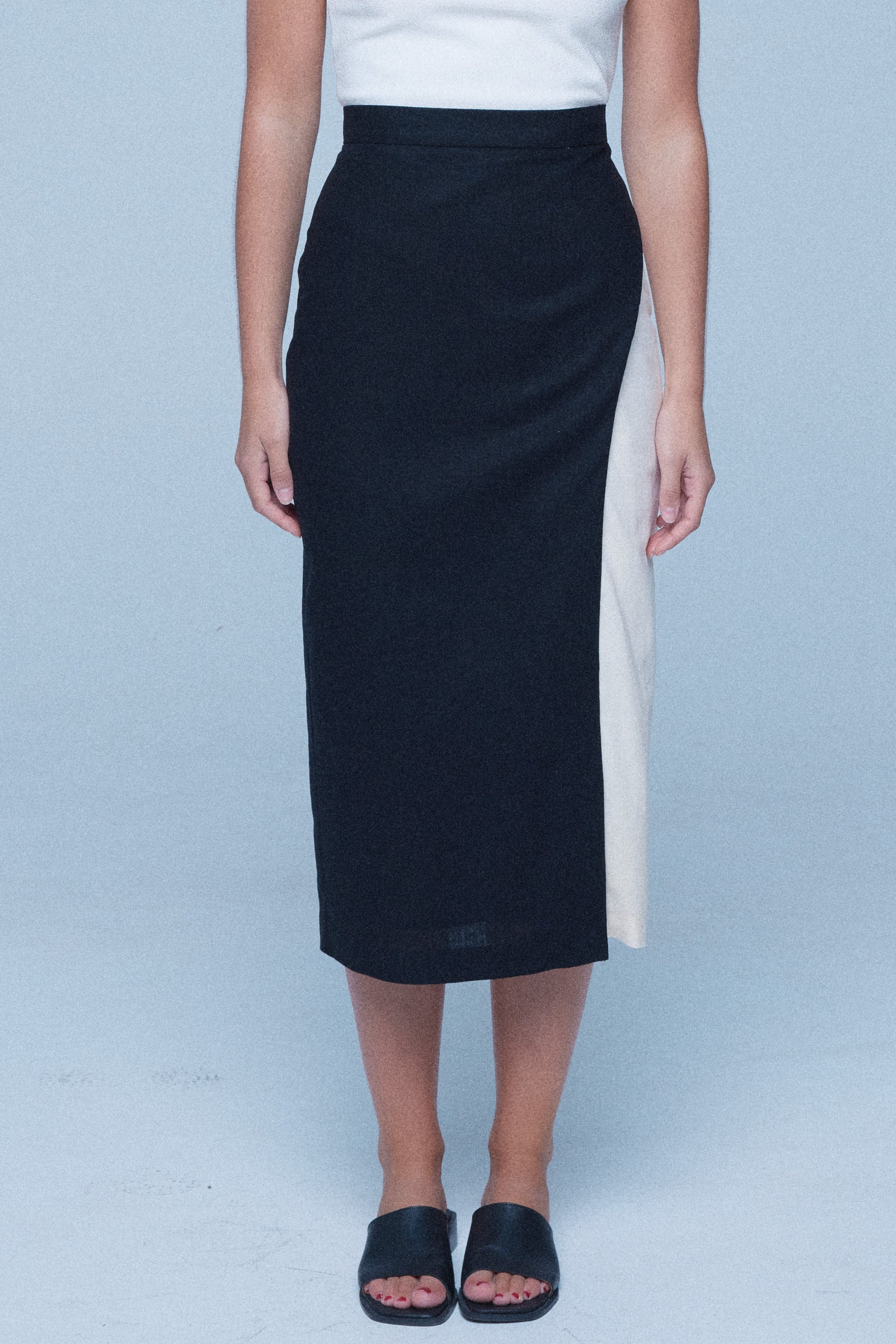 baaby Two Tone Split Skirt - Black/Cream | Garmentory