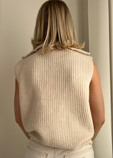 Little Lies Label | Garmentory