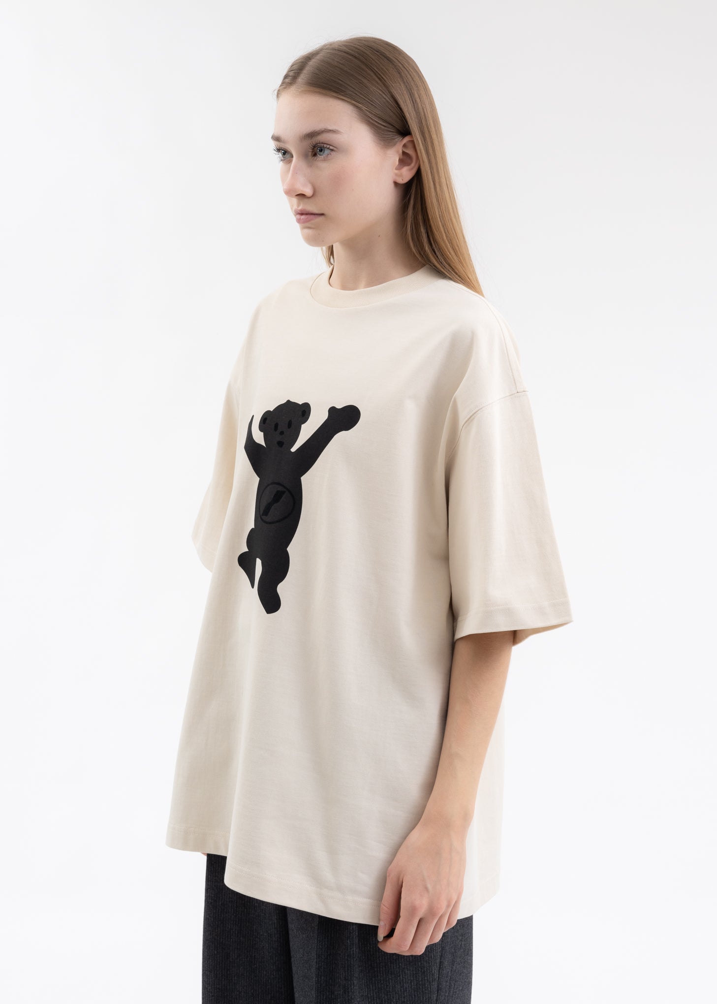 we11done LOGO TEDDY T-SHIRT - IVORY | Garmentory
