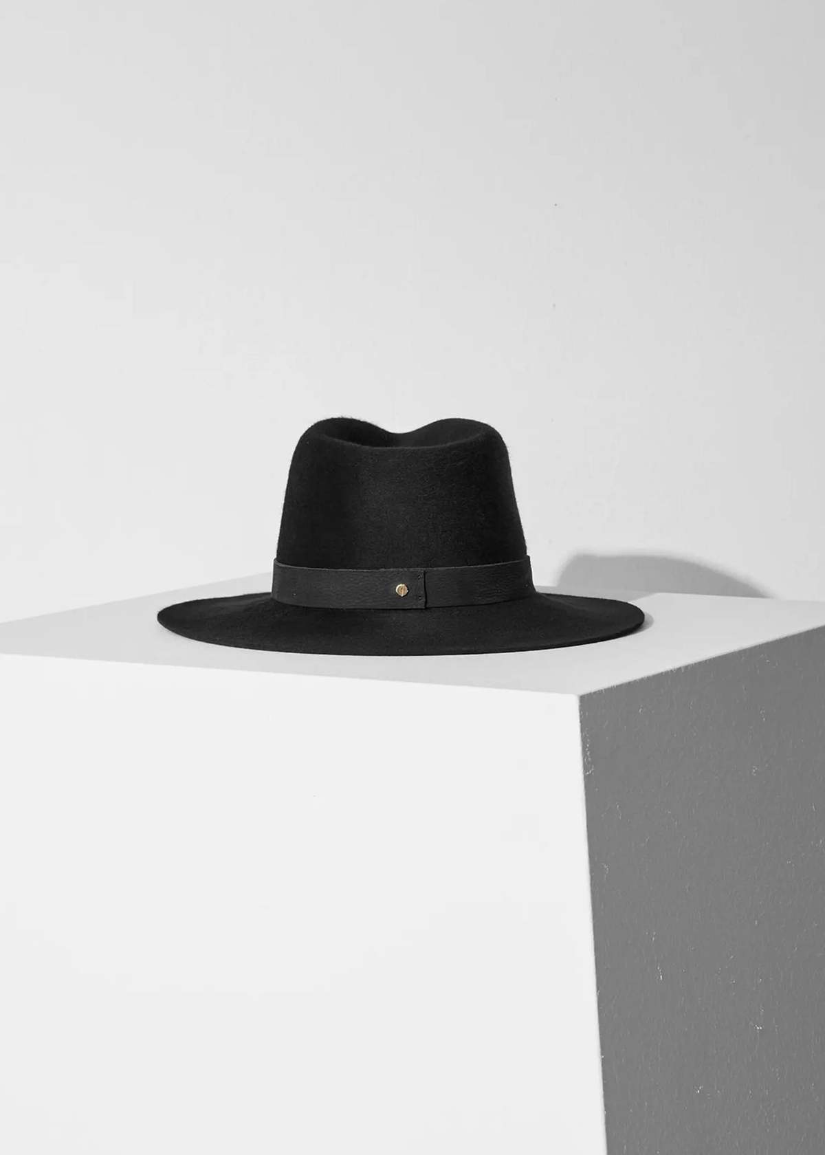Janessa Leone Luca Hat | Garmentory