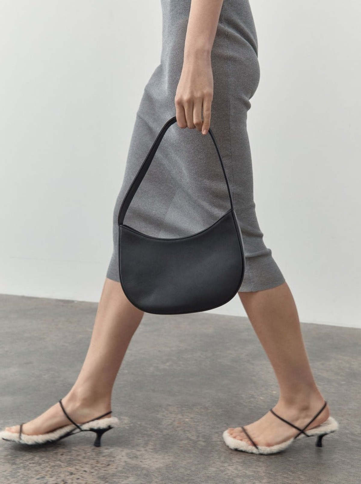 St. Agni 90s Shoulder Bag - Black | Garmentory