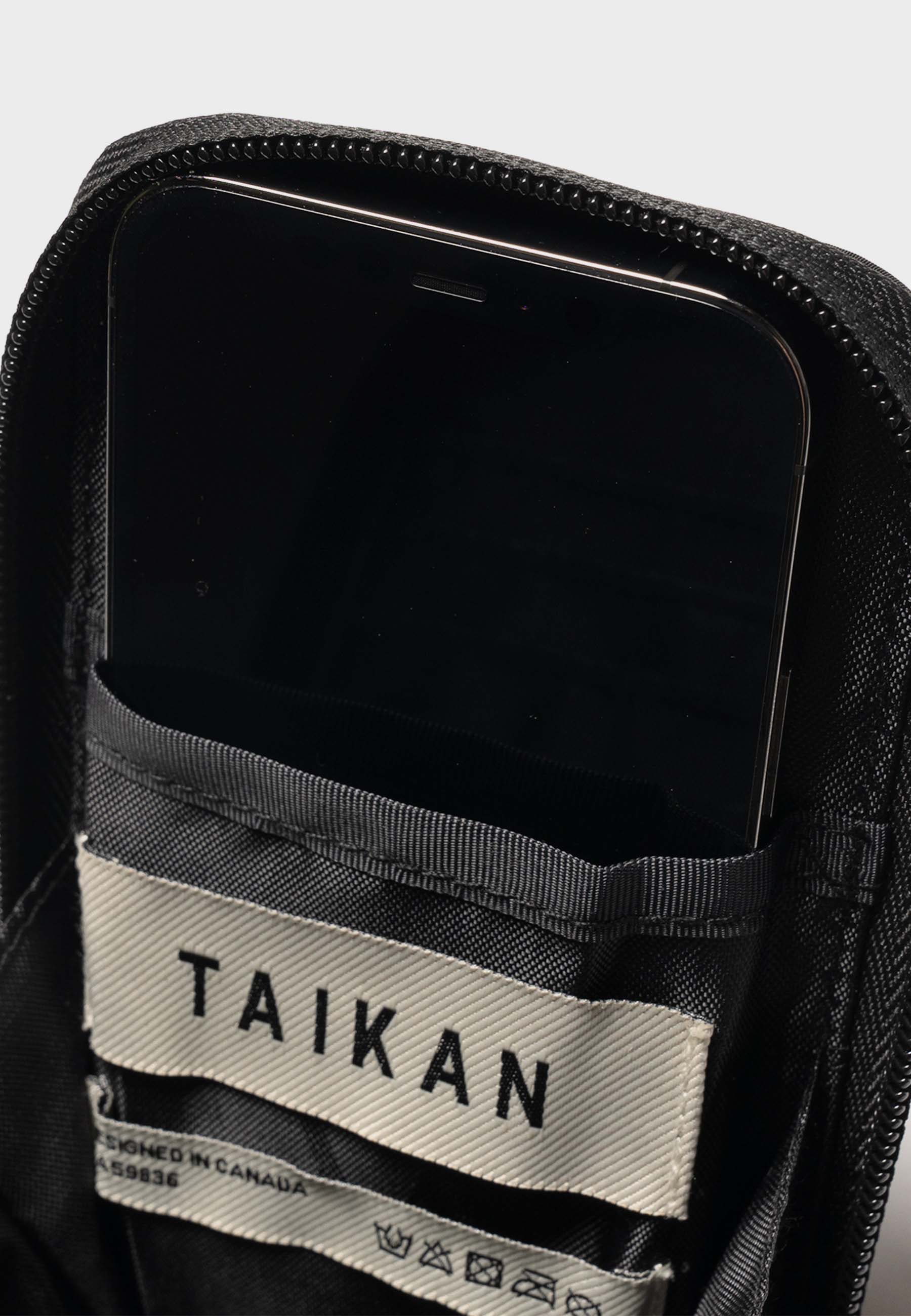 Taikan Raider 7" Accessory Pouch - Black | Garmentory