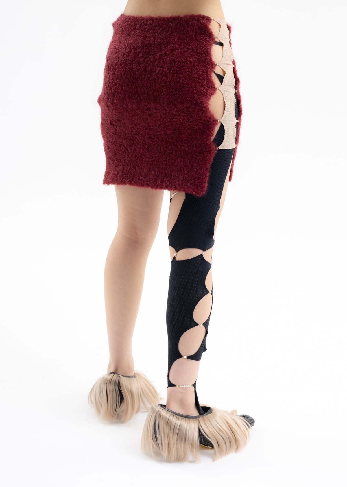 Rui SINGLE CUT OUT LEG STOCKING - ONYX | Garmentory