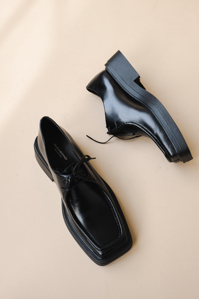 Vagabond EYRA TIE LOAFER - Black | Garmentory