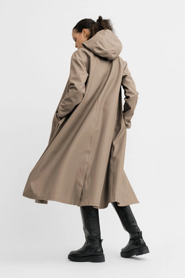 Stutterheim MOSEBACKE RAIN JACKET LONG MOLE | Garmentory