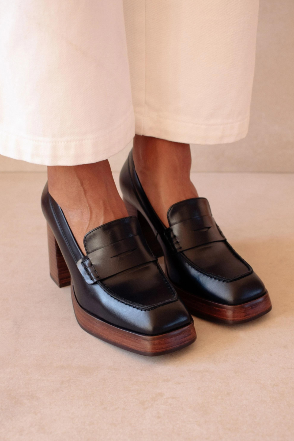 Alohas Busy Heel Loafer - Black | Garmentory
