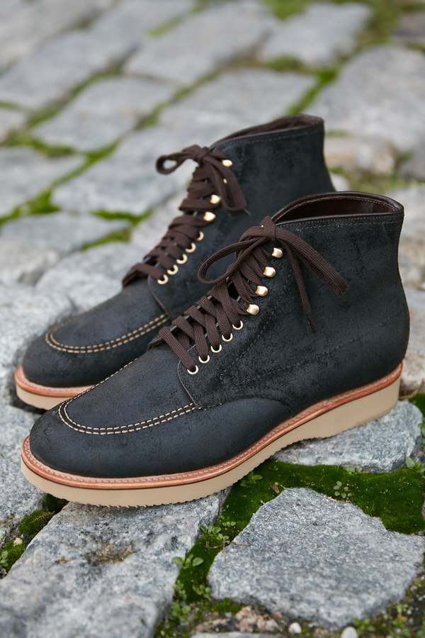 Alden x Totem EXCLUSIVE Mocc Toe Indy Boot - Reverse Earth Chamois ...