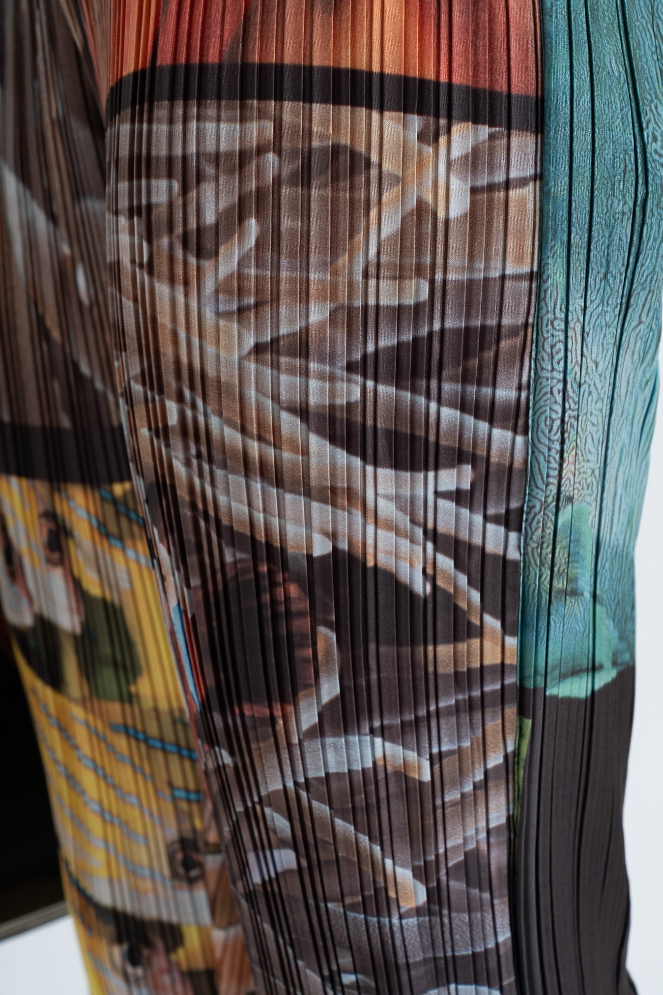 Arthur Box Pleat Flare Pant - Fish Party | Garmentory