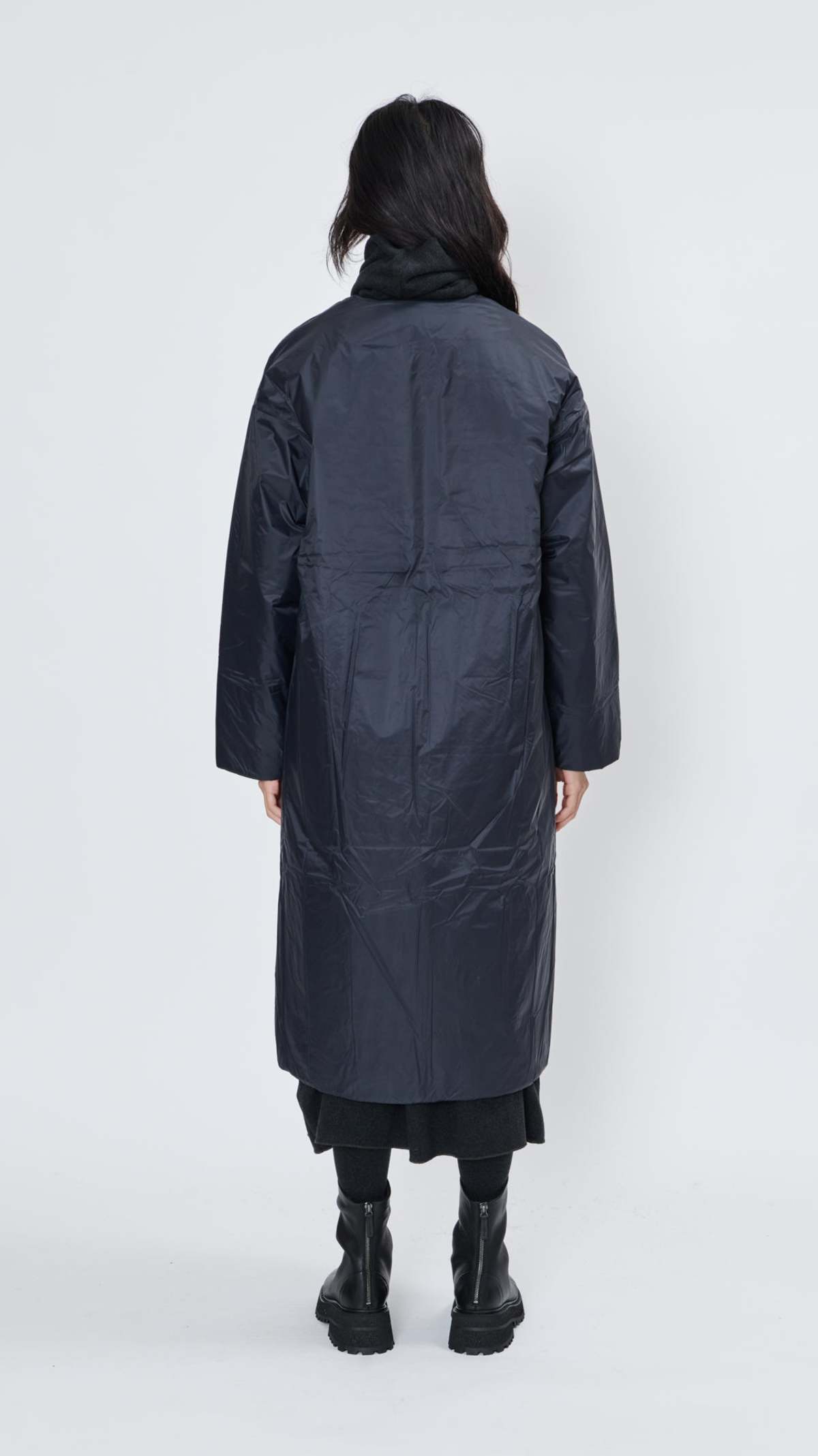 Album di Famiglia Long Goose Down Coat N - Black | Garmentory
