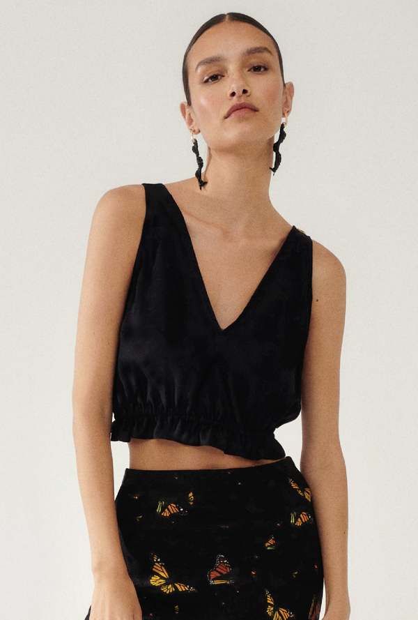 Silk Laundry V-neck Crop Top - Black | Garmentory