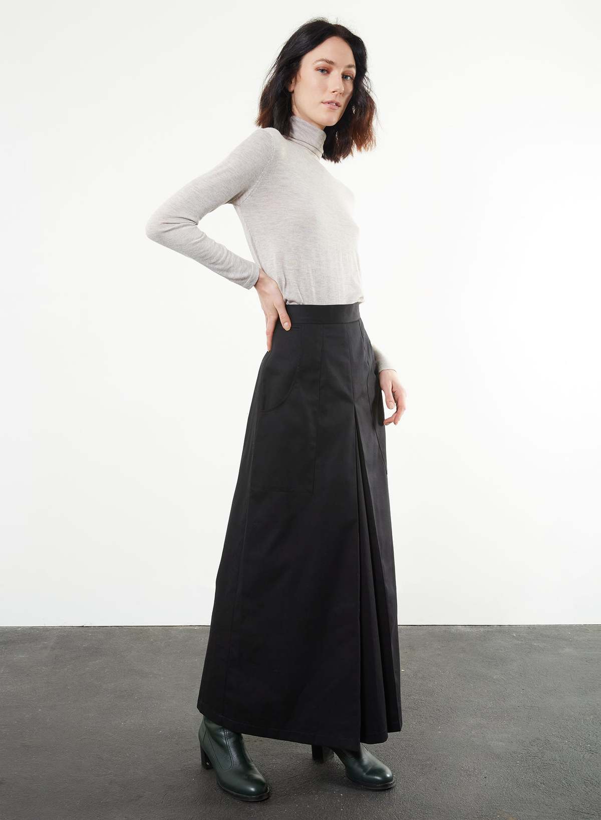Meg Long Inverted Pleat Skirt - Black | Garmentory
