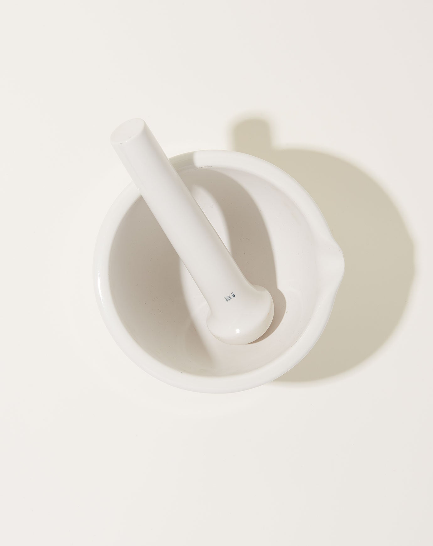 Vintage Extra Large Mortar and Pestle - White | Garmentory