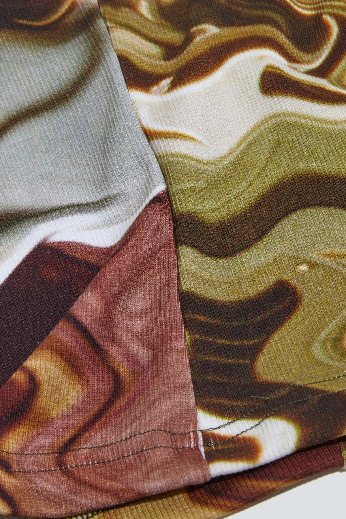 Elliss Smudge Wave Rib Power Top | Garmentory