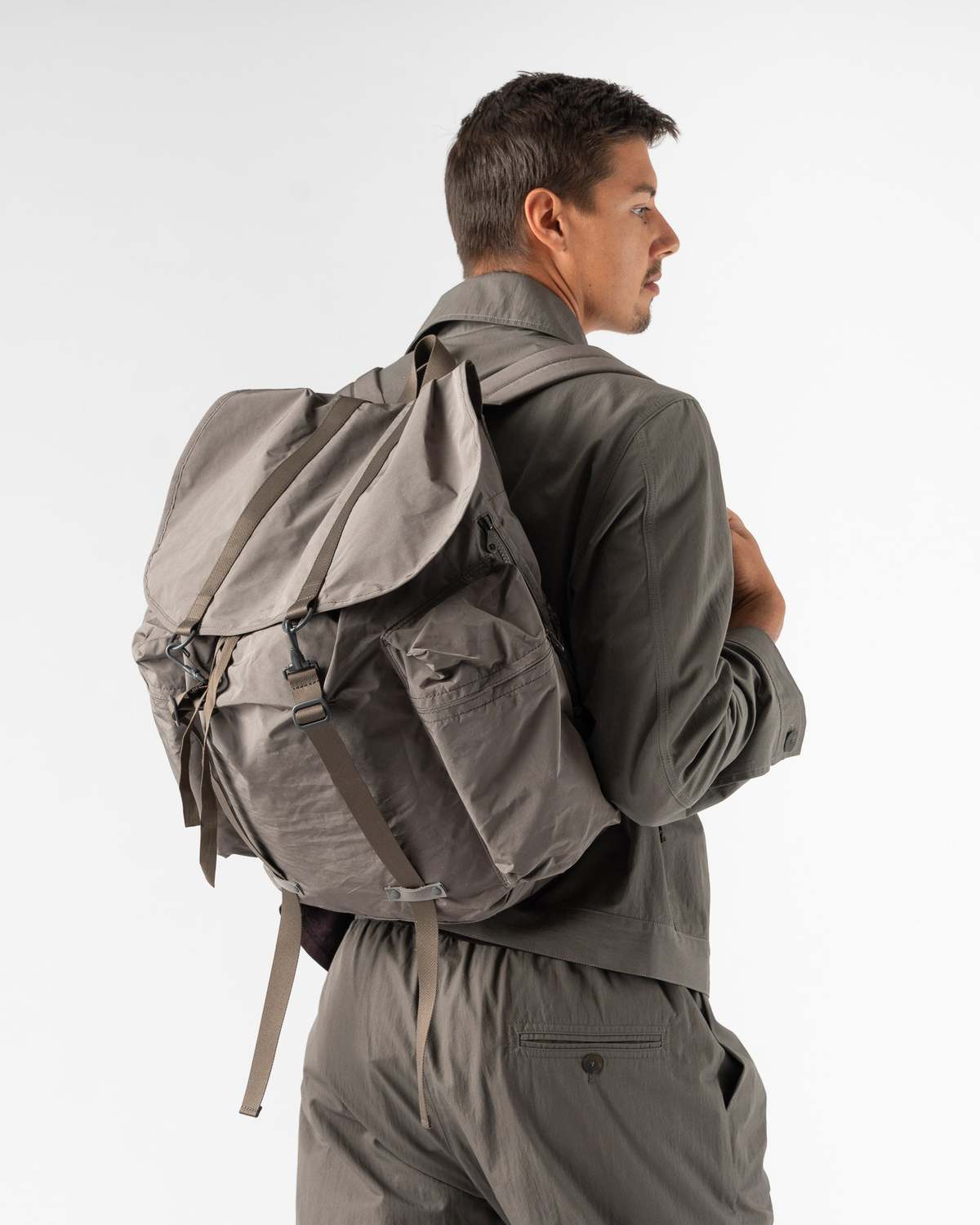 Amiacalva Extra Large Split Yarn Backpack - Grey | Garmentory