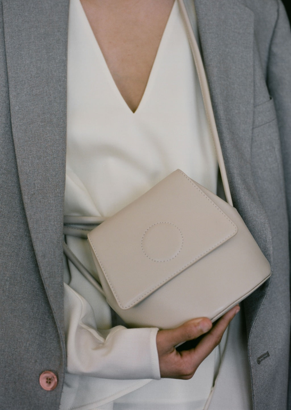 Modern Weaving Petite Trapeze Bucket - Putty | Garmentory