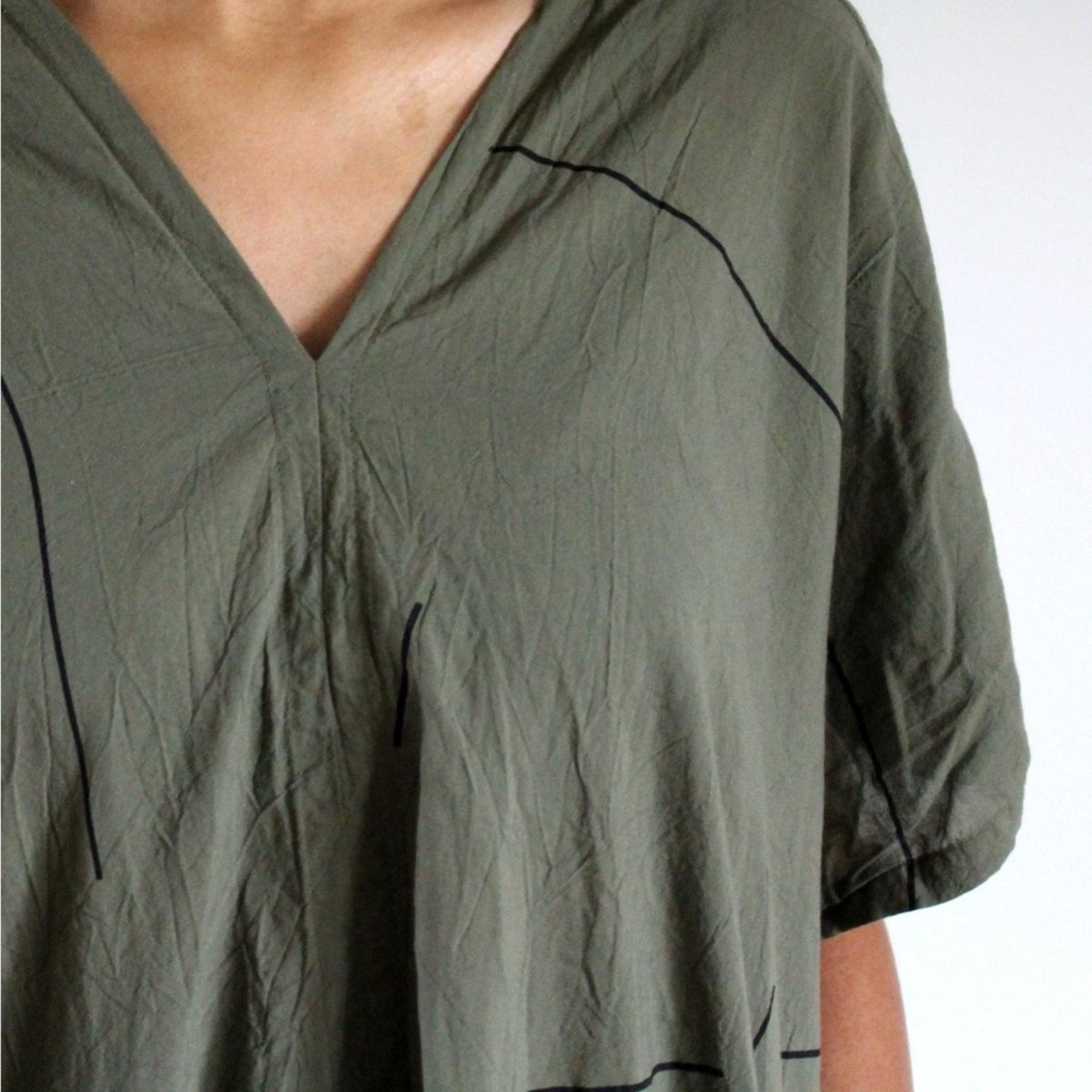 Uzi NYC Uzi Sage Beams V-Dress | Garmentory