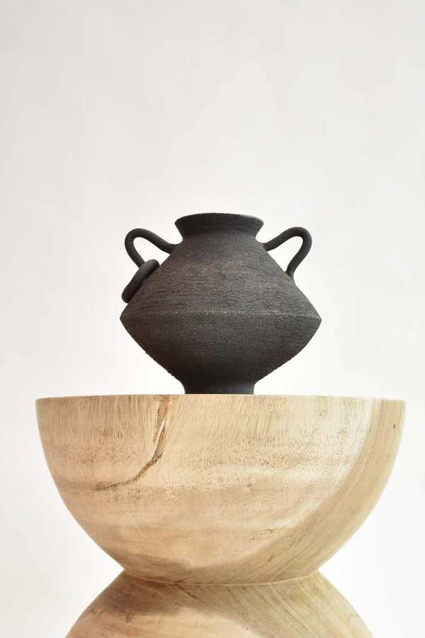 Ruby Bell Ceramics Geometric Vase With Handles & Rings - Black Clay ...