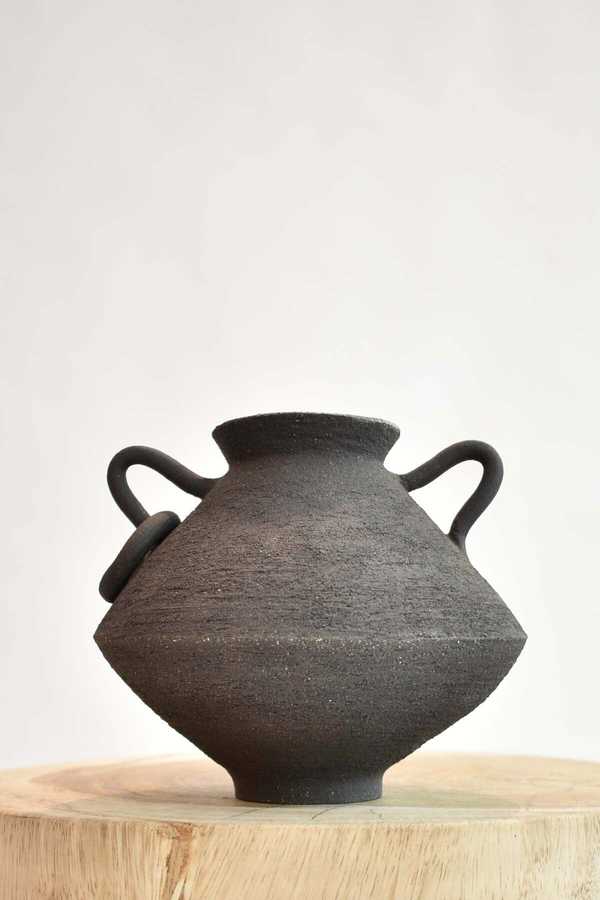 Ruby Bell Ceramics Geometric Vase With Handles & Rings - Black Clay ...